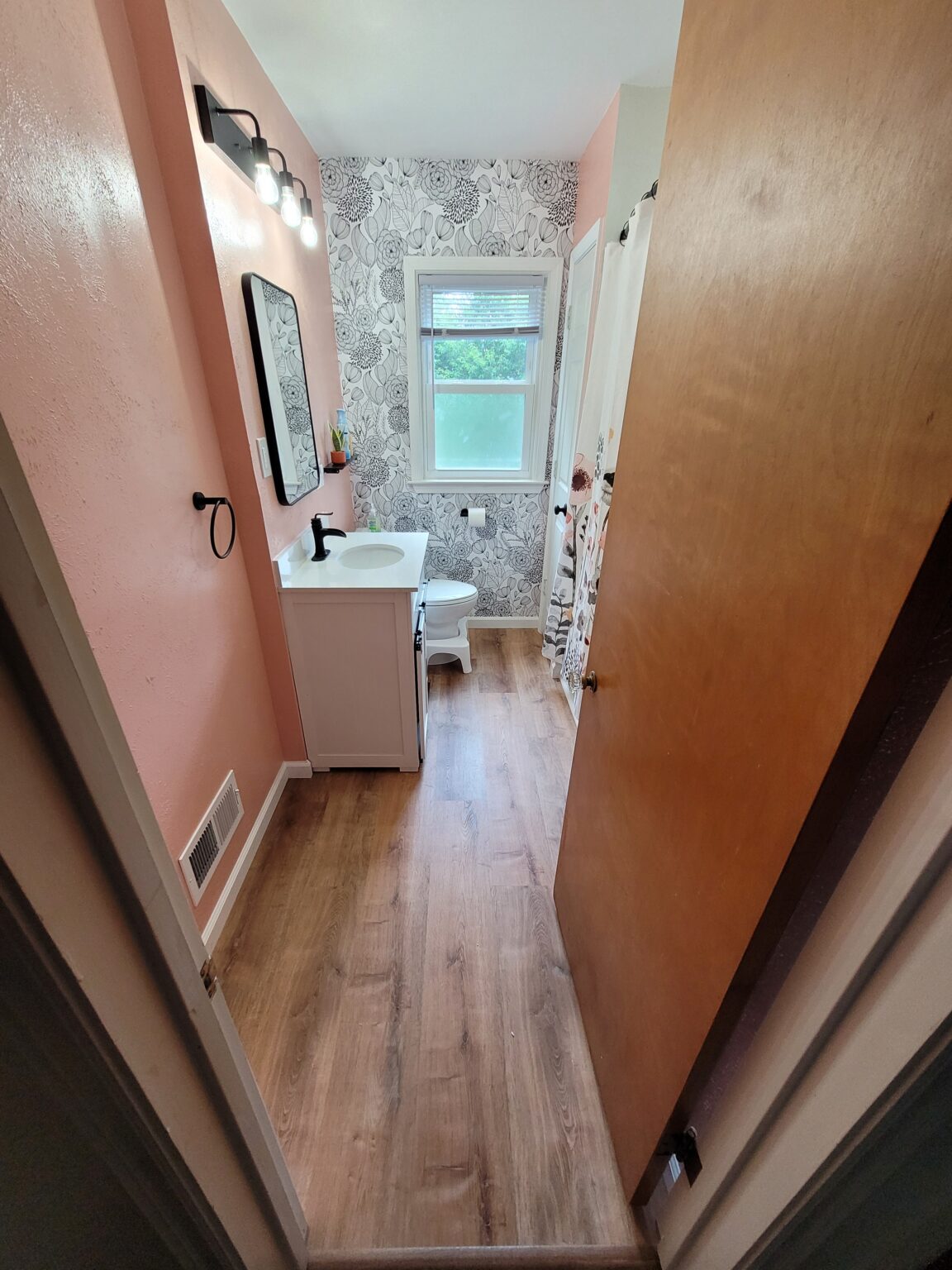 Common Bath Update - Bathroom Remodeling |remodeltoledo.com