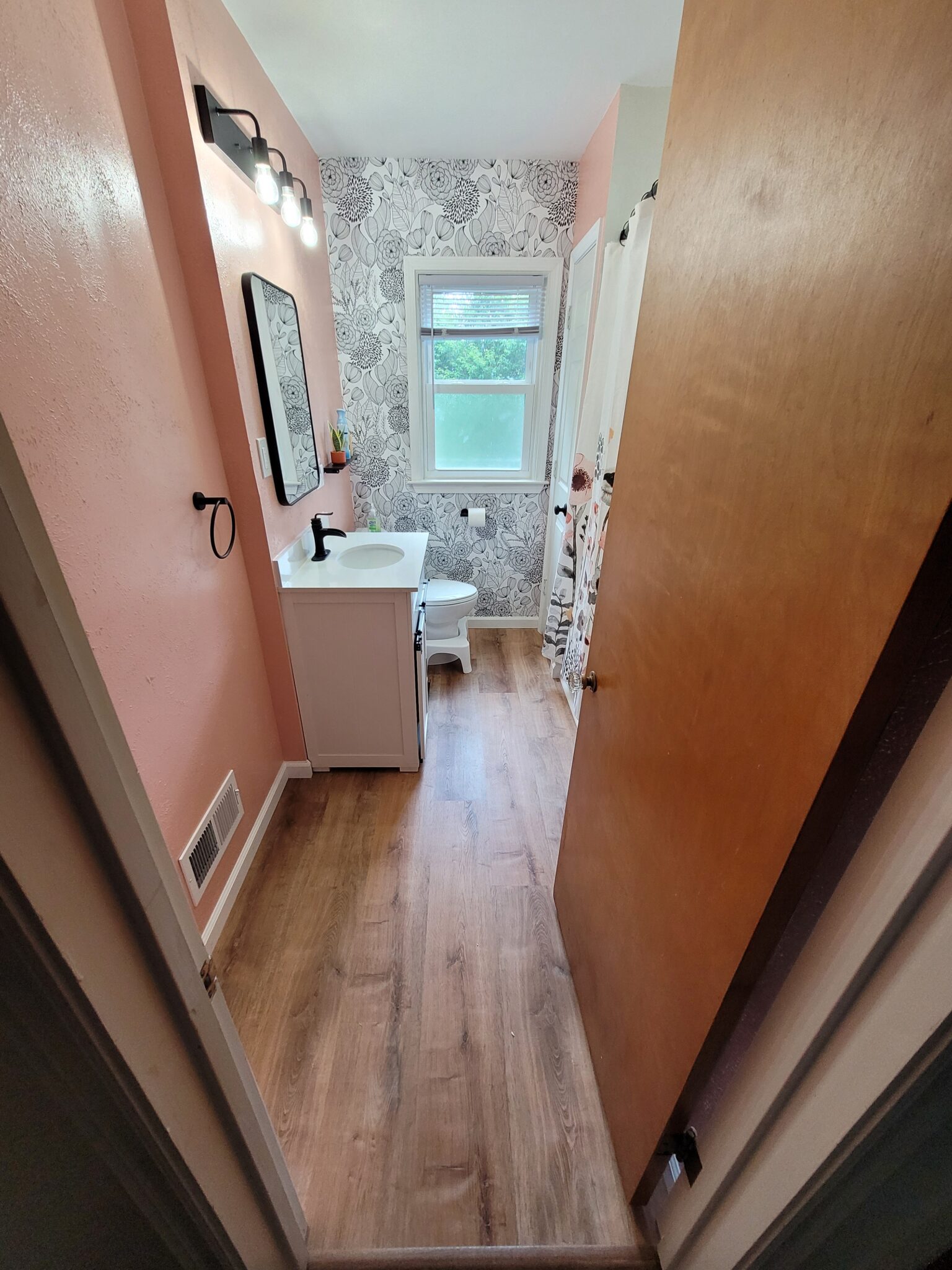 Common Bath Update - Bathroom Remodeling |remodeltoledo.com